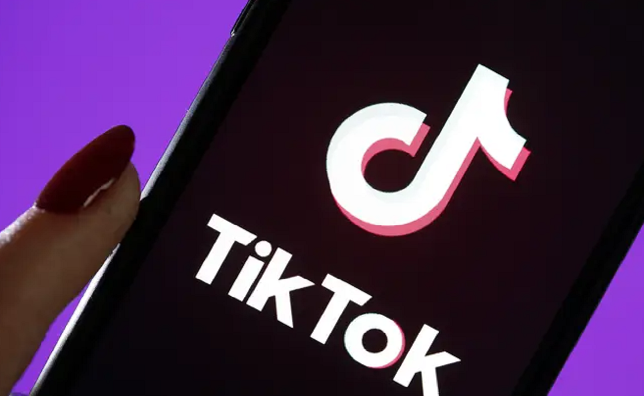 Alt Meaning On TikTok – Explained | BrunchVirals
